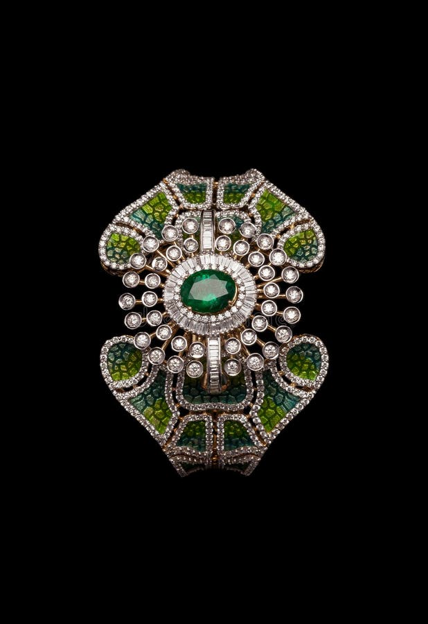 274 Big Gold Crown White Background Stock Photos - Free & Royalty-Free ...