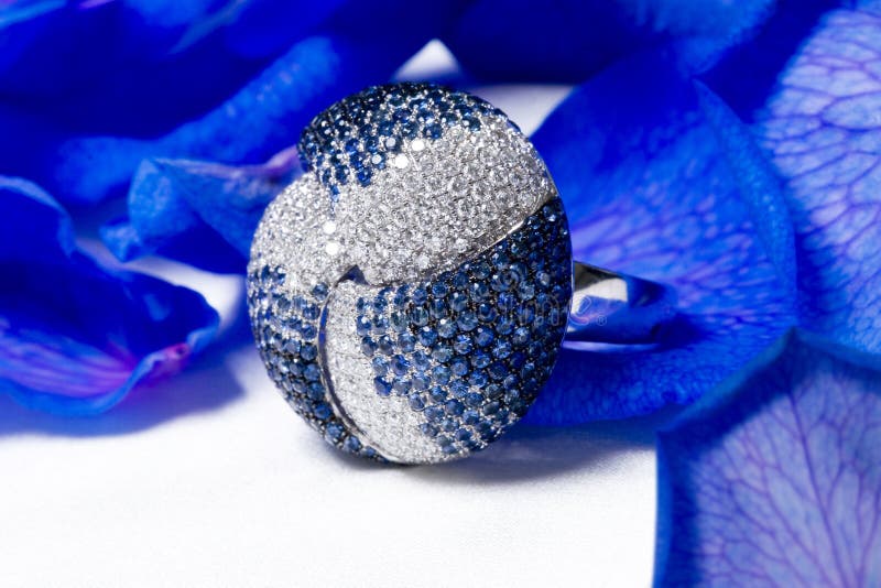 Fond Gold Jewel Stock Photos - Free & Royalty-Free Stock Photos from ...