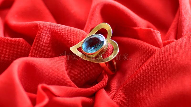 Diamond Ring on Red Satin stock image. Image of gift - 150718437
