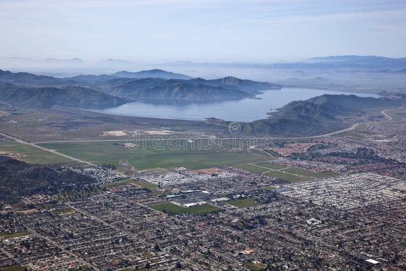 Diamond Valley Lake stock photo. Image of east, outdoors - 25474222