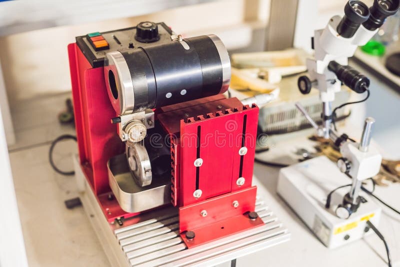 Diamond Wire Cutting Device for Cutting Solid Materials in a Process of ...