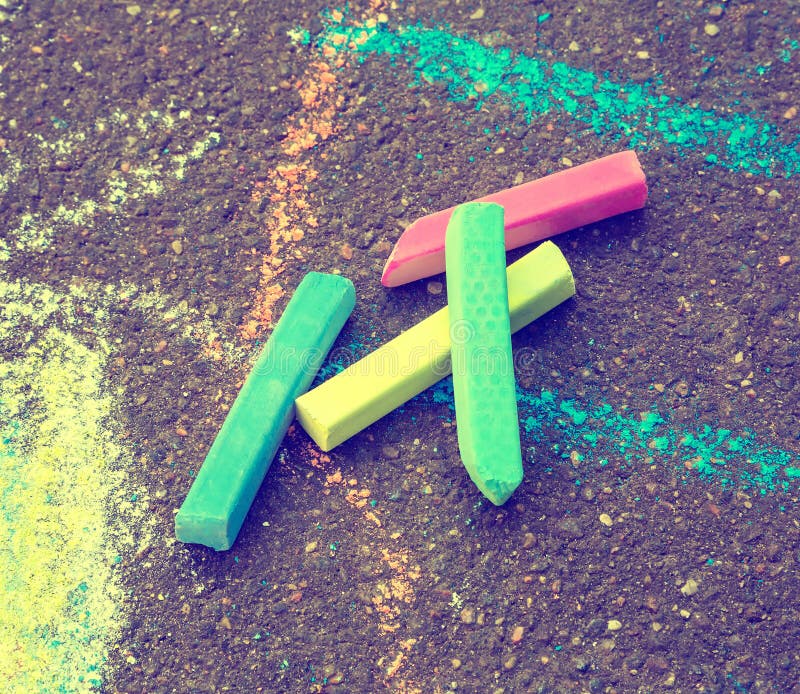 Dibujo de tiza foto de archivo. Imagen de exterior, espacio - 74426668