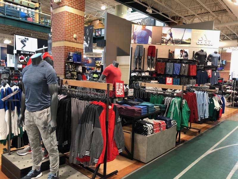 652 Sporting Goods Retail Company Stock Photos - Free & Royalty-Free ...