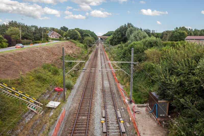 Bahngleise, Die In Horizont Verschwinden Stockfoto - Bild von wellen ...