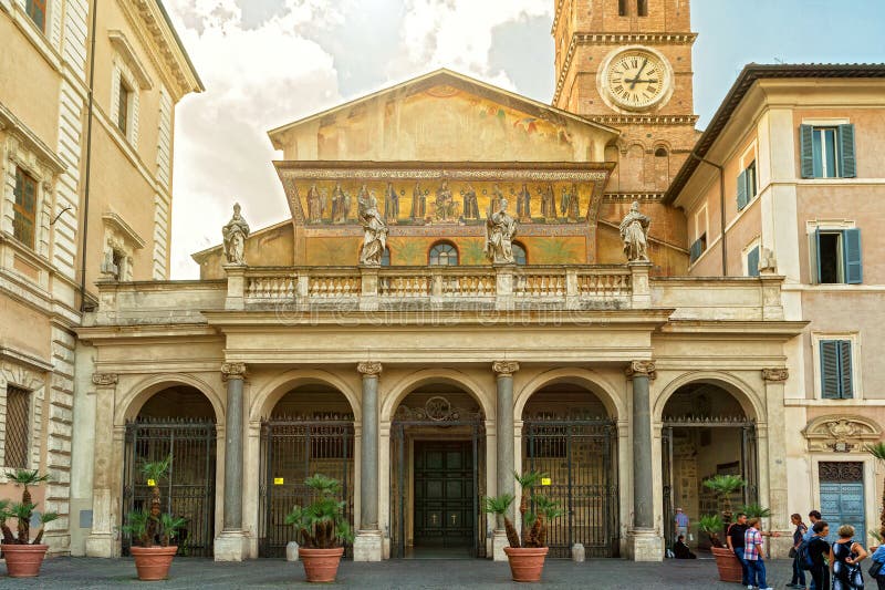 Die Basilika Von Santa Maria in Trastevere, Rom Redaktionelles ...