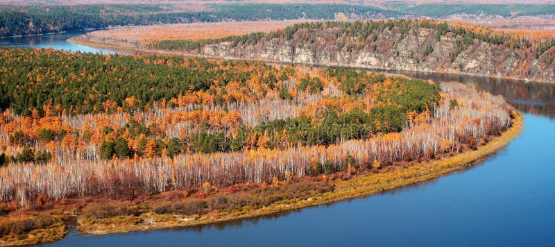 Die Erste Ecke in Heilongjiang Stockfoto - Bild von schlaufe, himmel ...