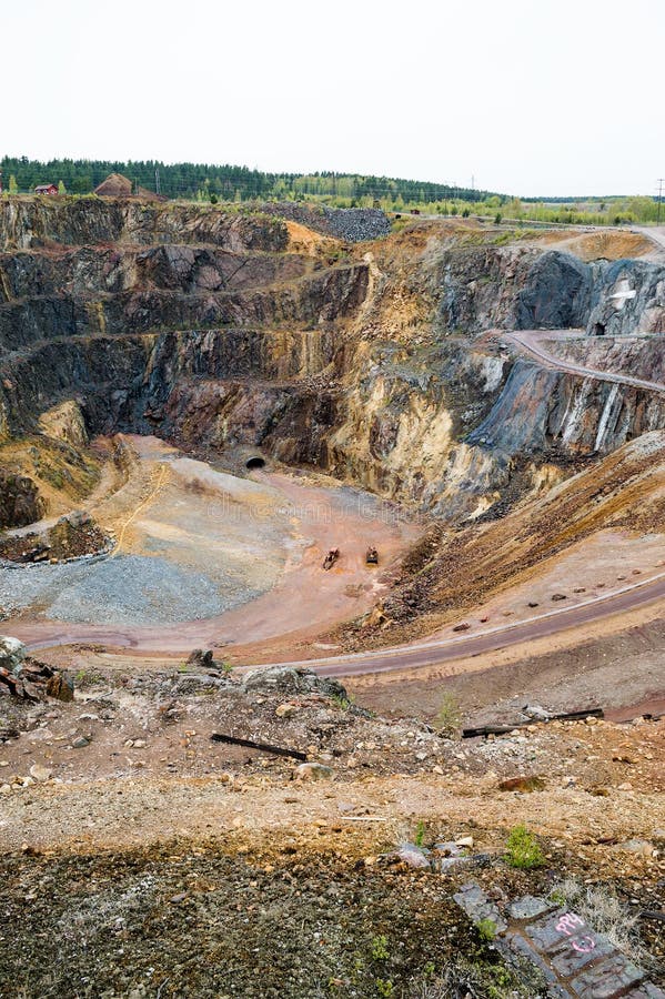 Der große Graben stockbild. Bild von bewölkung, narbe - 40770663