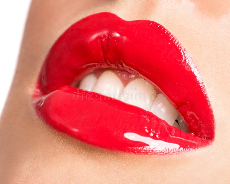 Die Lippen Der Frau Mit Rotem Lippenstift Und Kuss Gestikulieren ...