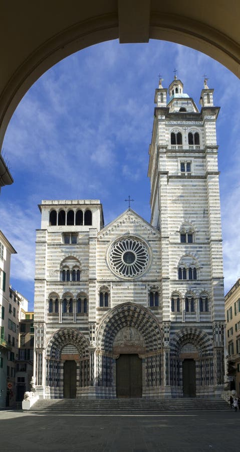 Die Romanic Kathedrale Von Genua, Italien Redaktionelles Bild - Bild ...