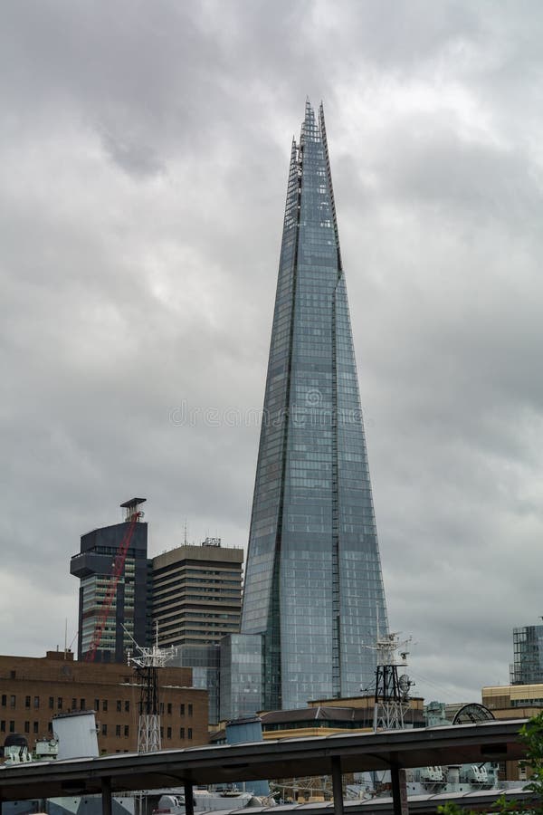 Die Scherbe in London redaktionelles foto. Bild von ernstlich - 80222791