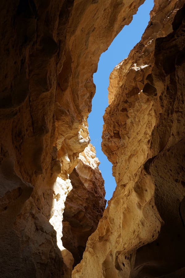 Diep Ravijn Bij De Canion Van De Koning Stock Afbeelding - Image of ...
