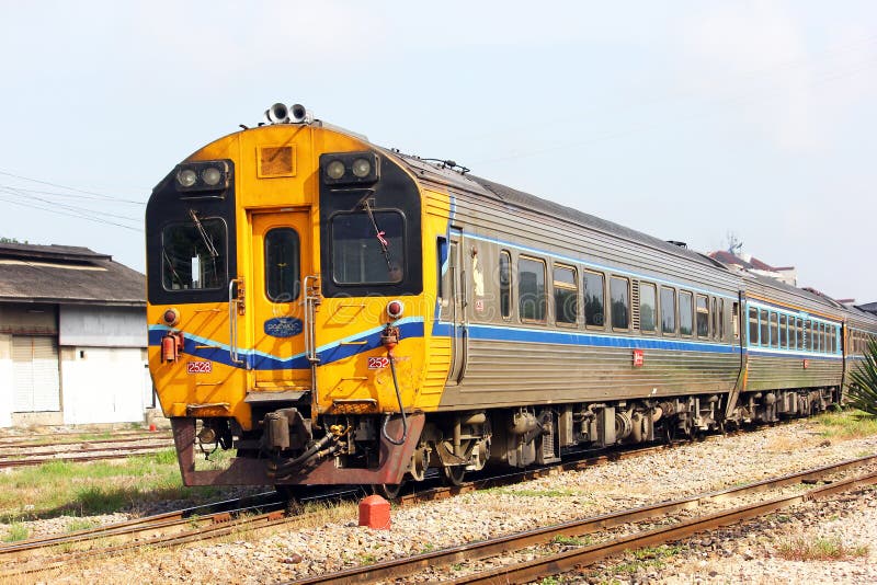 Diesel rail car no.12 editorial image. Image of travel - 26768230