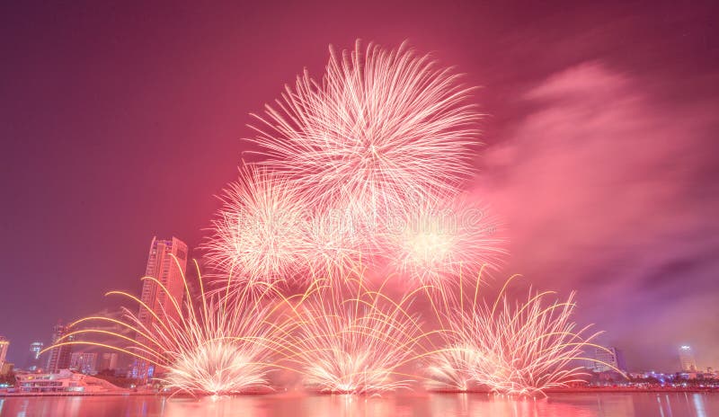 DIFF Da Nang International Fireworks Festival 2017 Vietnam Jun 2017 ...