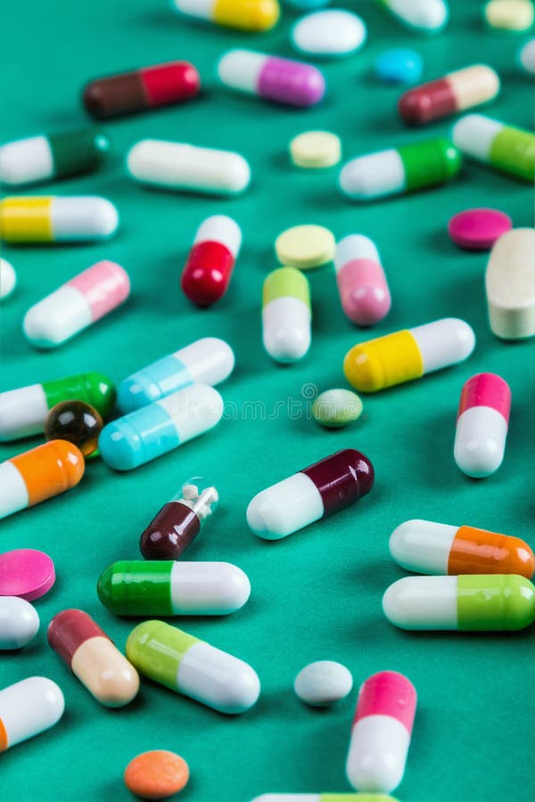Different Color Tablets and Pills Stock Photo - Image of healthy, pills ...