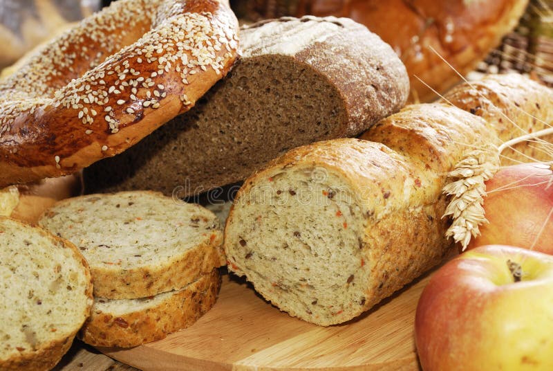 Different kinds of bread stock image. Image of dinner - 27735183