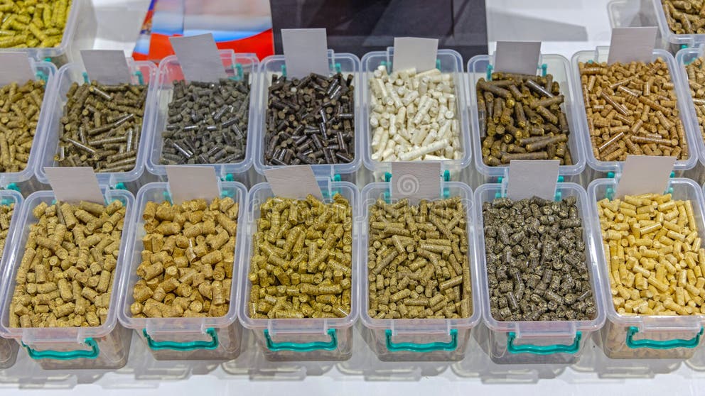 Different Pellet Material Types Stock Photo - Image of heat, pellet ...