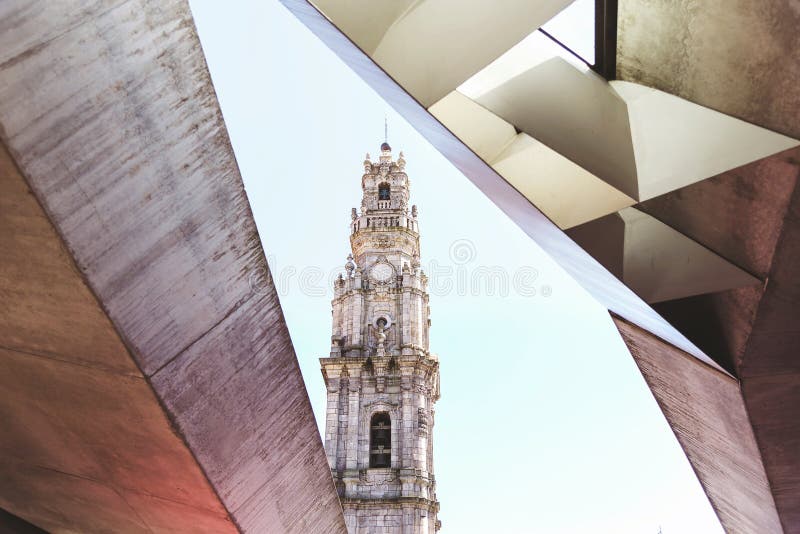 Diagonal Perspective Architecture Stock Photo - Image of building ...