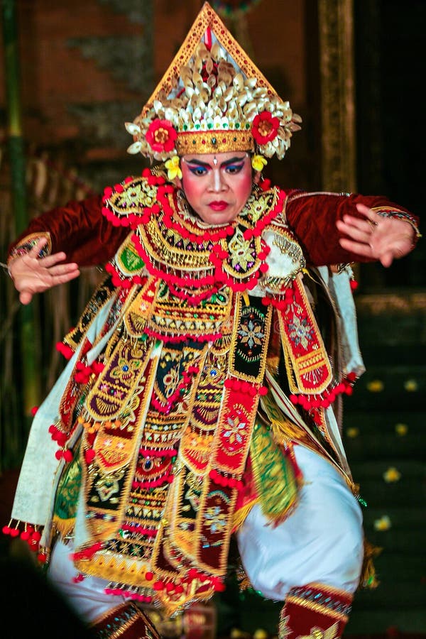 Dancer Poses at Rochester Festival Editorial Photography - Image of ...