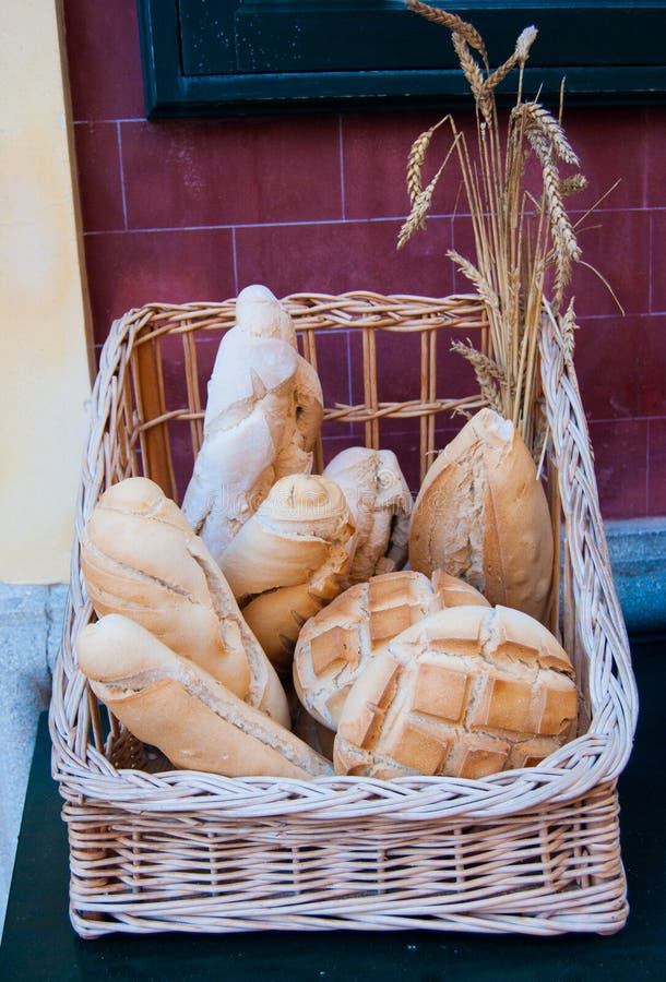 Wicker Basket Full of Bread Loaves Stock Photo - Image of break ...