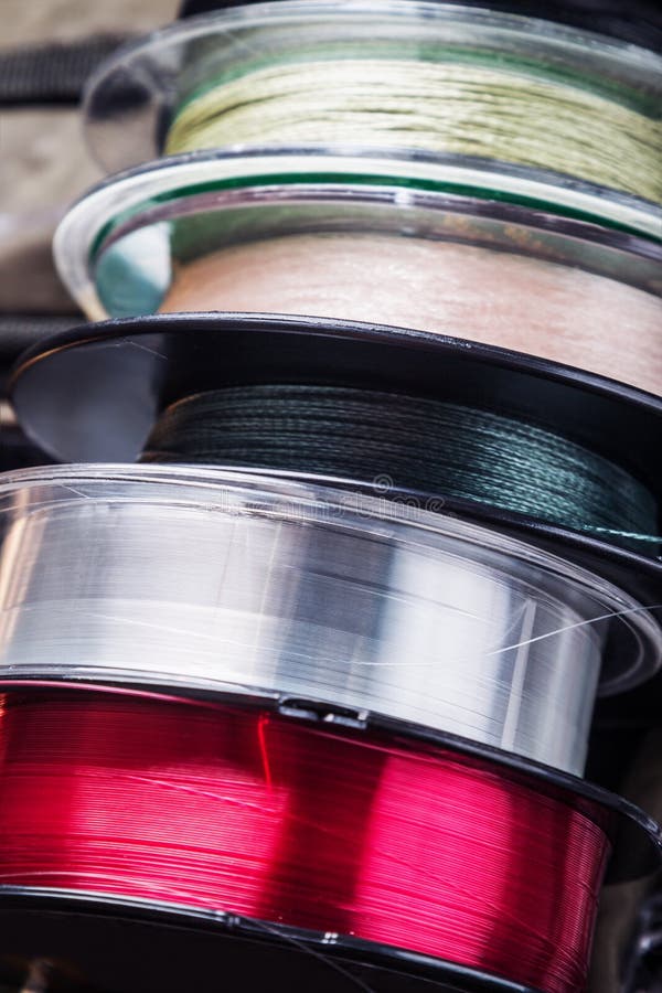 Different Types of Fishing Lines and Braided Cords in Fishing Reels ...