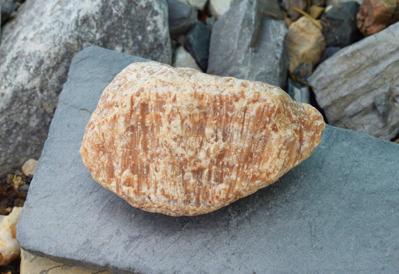 Different Types of Rocks that Can Be Found Along the Mekong River in ...