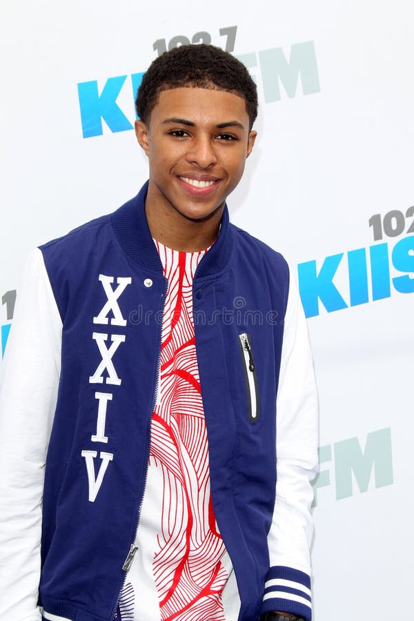 Diggy Simmons Arrives at the Editorial Stock Image - Image of carson ...