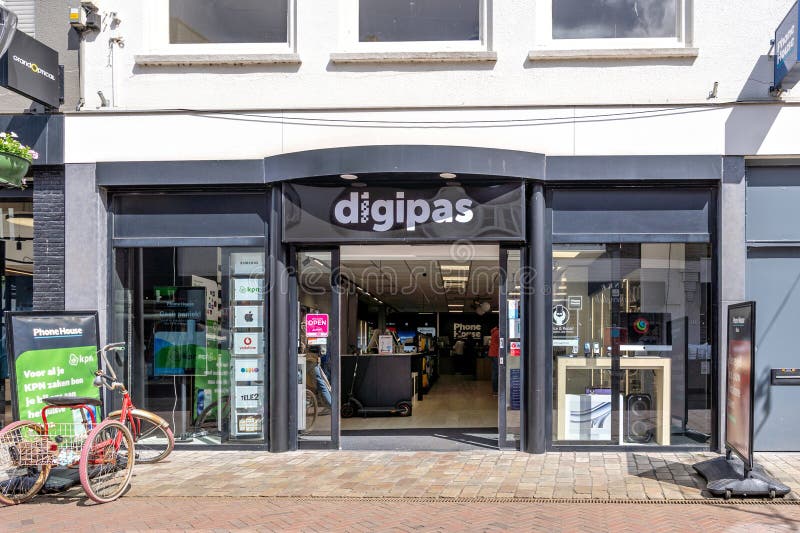 Digipas store editorial photography. Image of sign, facade - 389761702