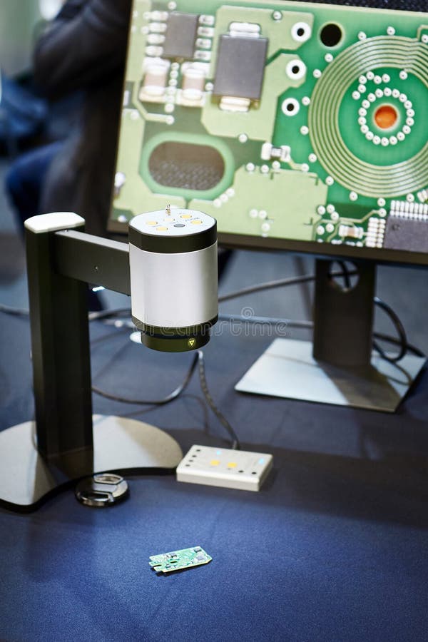 Digital Microscope and Electronic Microcircuit Stock Photo - Image of ...