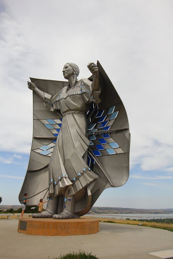 Dignity Statue, I-90 Rest Area at Chamberlain, South Dakota Editorial ...