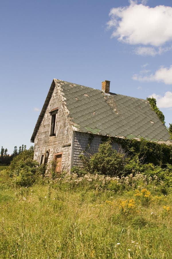 Dilapidated house stock image. Image of edward, clouds - 18260999