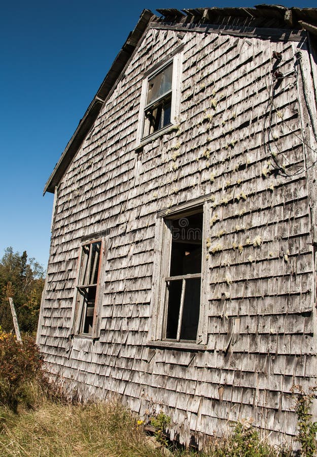 Dilapidated house stock image. Image of edward, clouds - 18260999