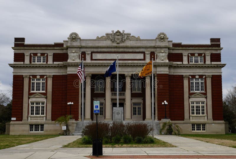Dillon County Courthouse #1 Editorial Stock Photo - Image of edwards ...