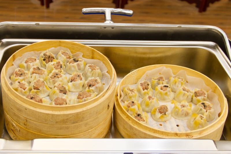 Dim sum in the steamer stock image. Image of tray, steamed - 94491917