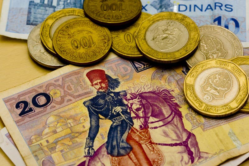 Dinari tunisini immagine stock. Immagine di dinaro, monete - 3276047