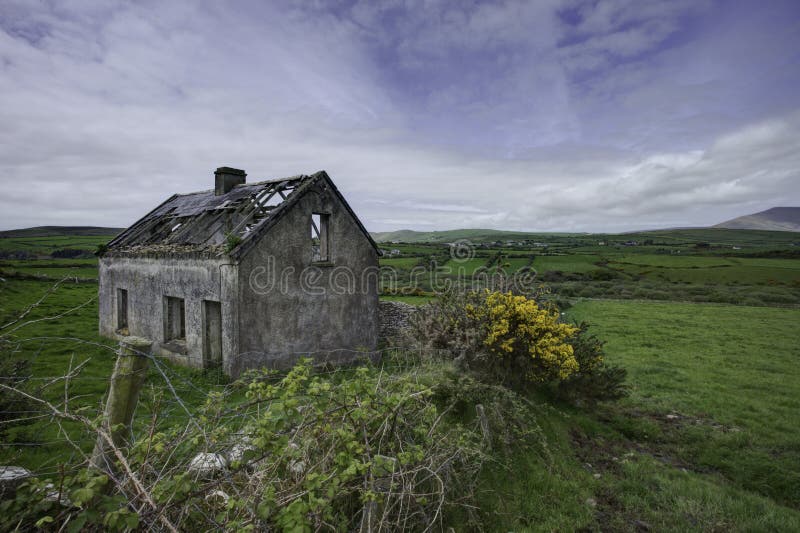 Dingle Cottage, County Kerry, Ireland Stock Photo - Image of abandoned ...
