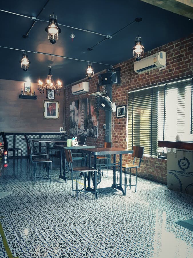 Dining Room Table and Chairs Image for Home Background, Texture, Tile ...