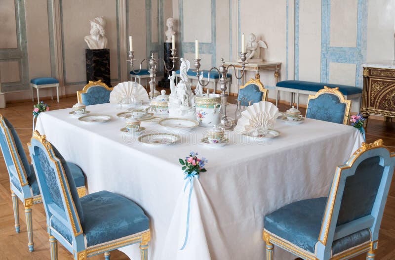 Royal dinner table stock photo. Image of details, dishes - 35772180
