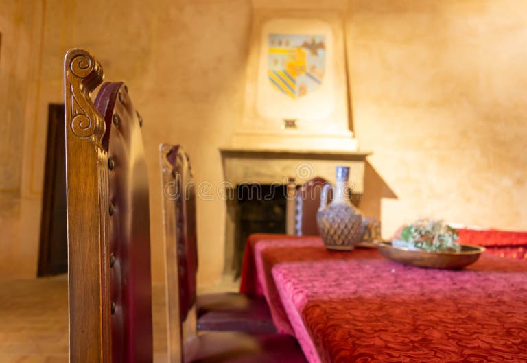 249 Medieval Tapestry Castle Wall Stock Photos - Free & Royalty-Free ...