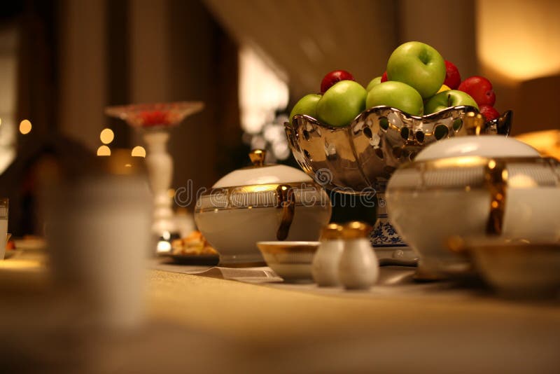 Fruits Plate On Dining Table Stock Photo - Image of green, house: 142262668
