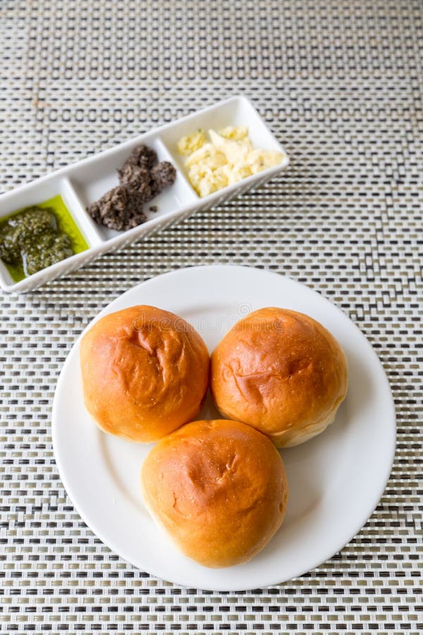 Dinner Roll Bread with Butter Stock Photo - Image of filao, crust: 76632900