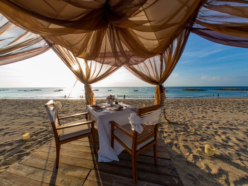 Cafe on the beach stock image. Image of cocktail, concept - 15697275