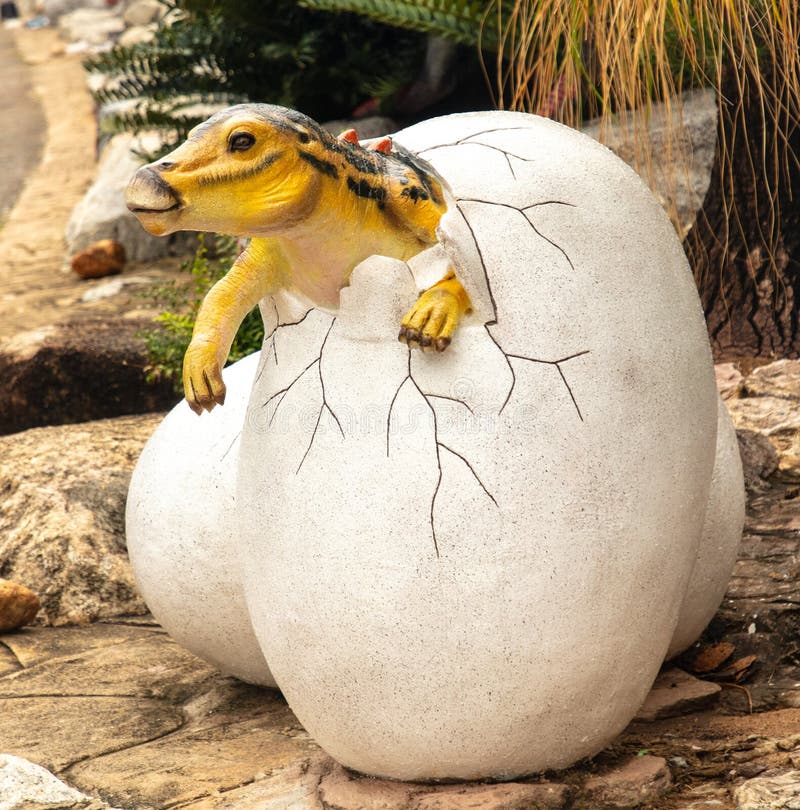 A Dinosaur Hatches from an Egg Stock Image - Image of animal, science ...
