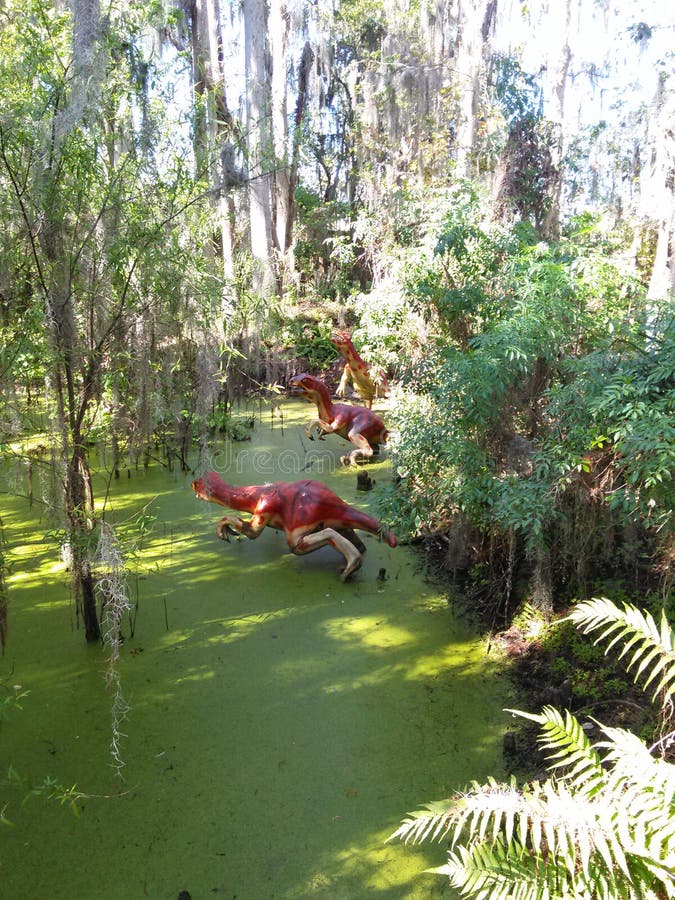 Dinosaur World Swamp Picture Editorial Photo - Image of dinosaur, swamp ...