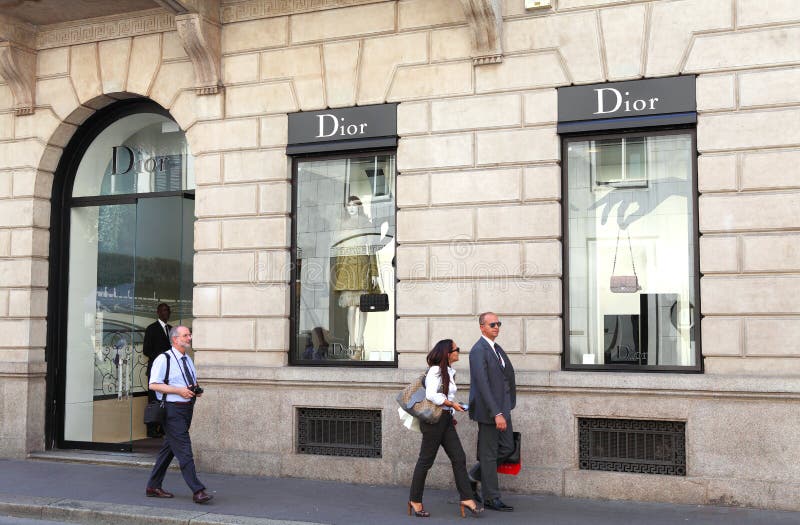 Cartier store editorial stock photo. Image of industry - 21218213