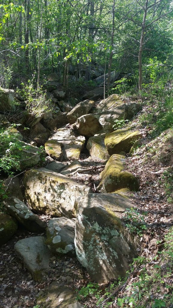 Dios Hizo La Colina De La Roca Foto de archivo - Imagen de roca, colina ...