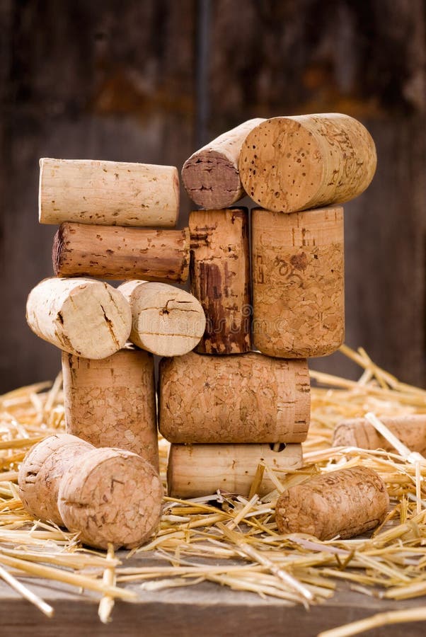 Dios Le Bendice, Sr. Bacchus 3 Imagen de archivo - Imagen de botellas ...