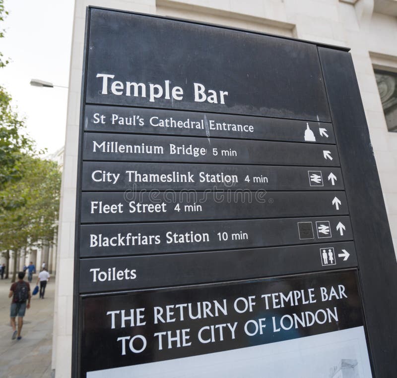 Direction Signs in the City of London - LONDON, ENGLAND - SEPTEMBER 14 ...