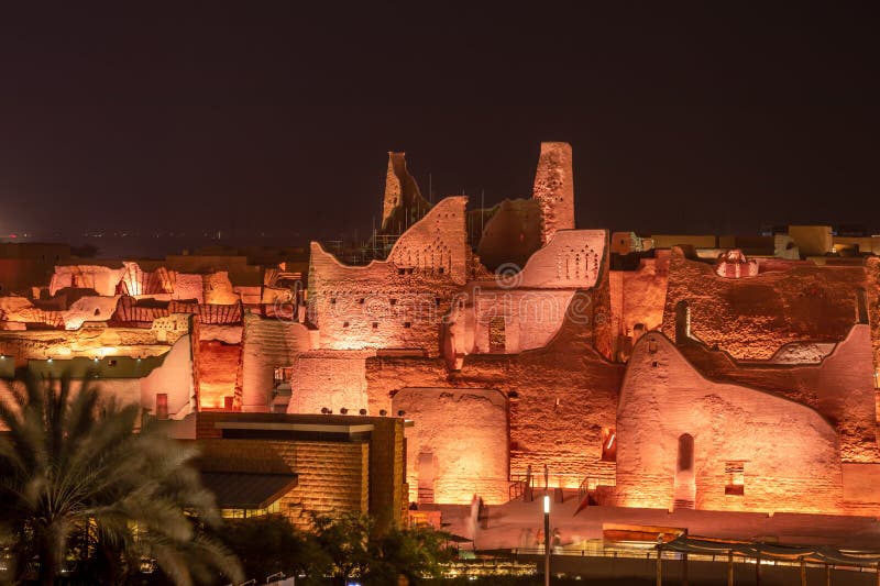Diriyah Old Town Walls Illuminated at Night, Riyadh, Saudi Arabia ...