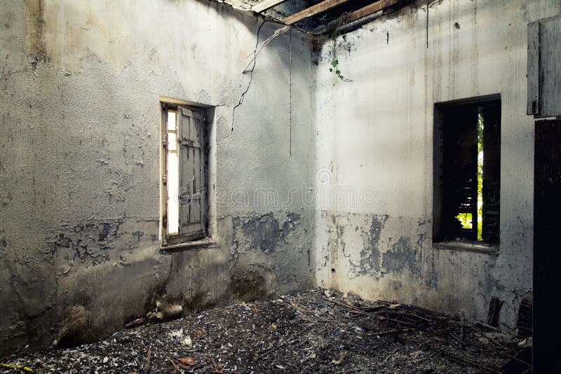 Dirty abandoned house stock image. Image of industrial - 104043359