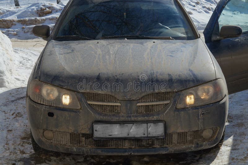 Dirty Car editorial stock photo. Image of vehicle, frozen - 61571223